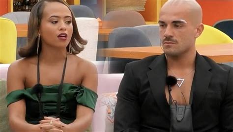 O Triângulo Lara Moniz E Rafael Mota Em Paz Podre