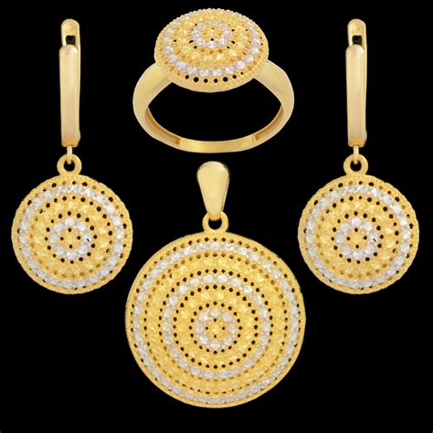 نیم ست طلا 18 عیار زنانه طلای مستجابی مدل آوا گرد کد 68001 طلای مستجابی