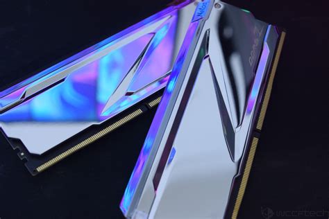 Netac Z RGB GB DDR CL Memory Review Glossy Premium Finish