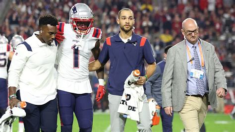 Patriots Devante Parker Calls Out Nfl After Concussion Controversy