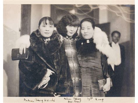 宋霭龄：阻碍宋庆龄恋爱，撮合宋美龄婚姻，是宋家神话创造者 搜狐大视野 搜狐新闻