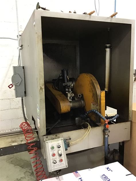 20 22 Severit With Everett Wet Abrasive Cutoff Machine With Hydraulic
