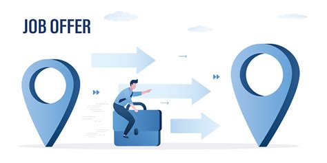 구인 노동자 남자는 큰 서류 가방에 앉아 새로운 직장으로 서둘러 달려갑니다 거대한 내비게이션 표지판 남성 지원자가 새로운 공석으로 이사하고 있습니다 고용 개념 배너 개념에