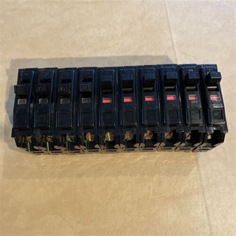 Ebay Lot Of 10 Square D Qo 15 Amp Single Pole Circuit Breaker Qo115
