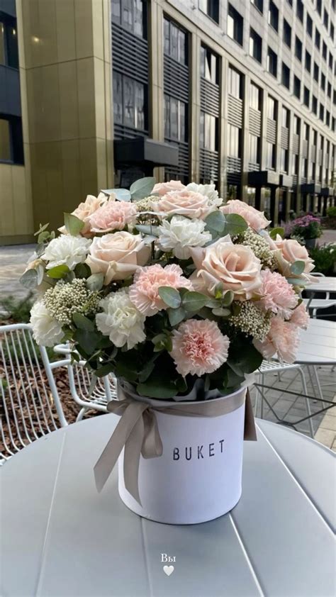 Flowers Box в 2024 г Цветочные букеты Простые цветочные композиции Флористы