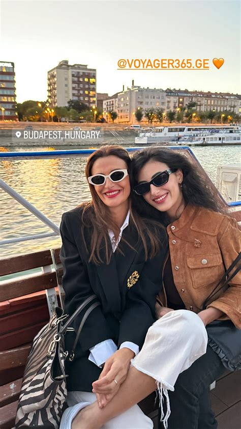 ფოტოები კრისტი ყიფშიძემ 46 ე დაბადების დღე შვილთან ნატალია ყიფშიძესთან ერთად ბუდაპეშტში