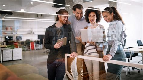 Choosing The Right Hr Support Fractional Hr Vs Hiring In House Amplify Hr