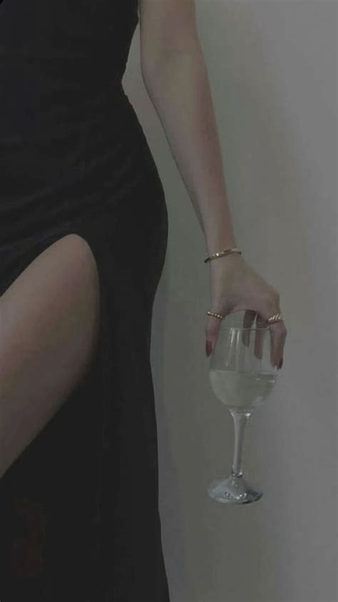 Pin By XoX On Pins By You Dark Photo Ideas Dark Feminine Aesthetic Feminine Aesthetic