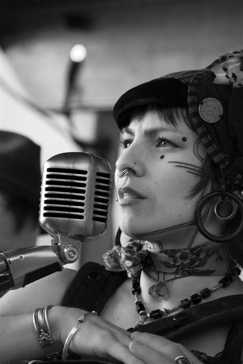 Gallery Intuitive Compass