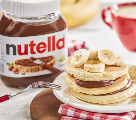 Pancakes With Nutella And Banana