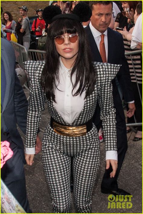 Lady Gaga Previews Sex Dreams Before Tomorrow S Itunes Show Photo Lady Gaga