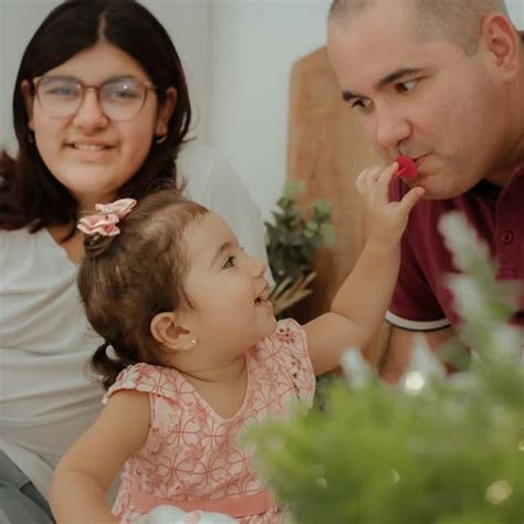 Luciano Marcondes Luredhot • Threads Say More