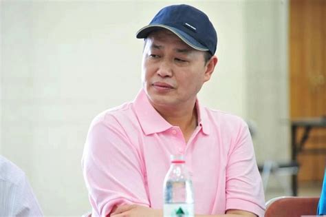 熊爸爸就是安武林在他的童话世界里的化身 文体社会 新民网