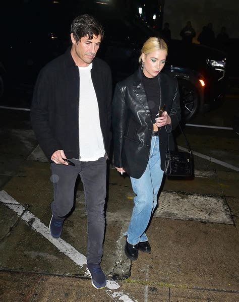 Pregnant Ashley Benson Kisses Husband Brandon Davis At Los Angeles