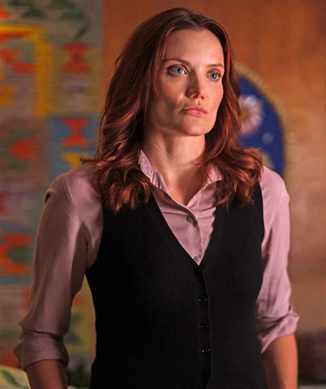 Anna Samson Takes The Lead In Return To Paradise Now To Love