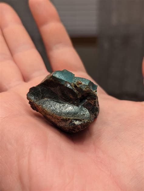 Specific Gravity Of This Stone Is 2 875 I Need Help With Id What Is This R Rockhounds