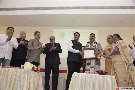 Arun Lakhani Gets Perstigies “best Ppp Model In Water Management” Award Assocham Nagpur