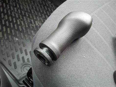 Замена ручки переключения КПП — Chevrolet Spark (M300), 1 л, 2012 года ...