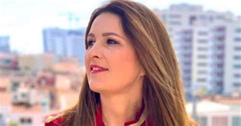 Laura Fa Saca Su Lado Más Sexy Y Revoluciona Instagram Posando En Sujetador