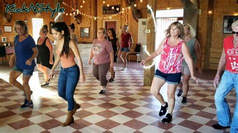 Slappin' Leather Line Dance - YouTube