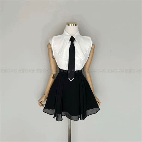 르시앙 브이 은장 실버 타이 세트 프릴 민소매 나시 블라우스 에이블리