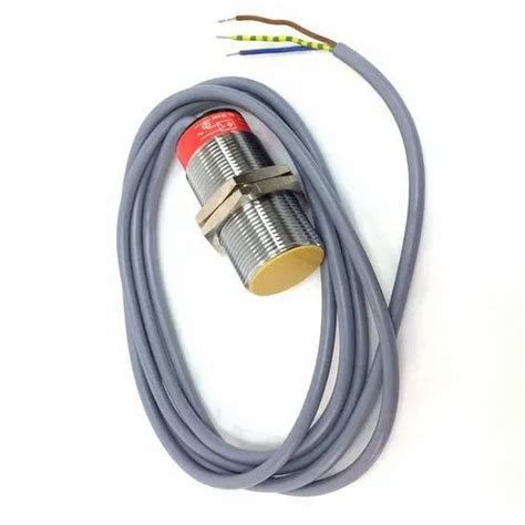Rubber And Ferrous Metal Inductive Proximity Sensor At Piece In Navi Mumbai
