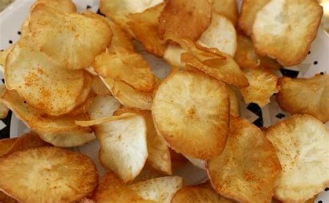 Crunchy Fried Cassava Chips And How To Make Them