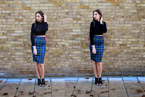 This Is Teral Ootd Tartan Pencil Skirt