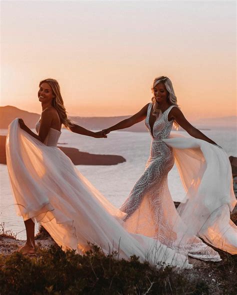 Pin By The Idol On P R é W E D D I N G Lesbian Wedding Lesbian