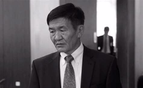 Шударга царайлж суудаг Ц Нямдорж хүүдээ хяналт тавиач