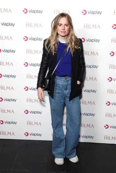 Prince Harrys Ex Cressida Bonas Shares New Swimsuit Photos