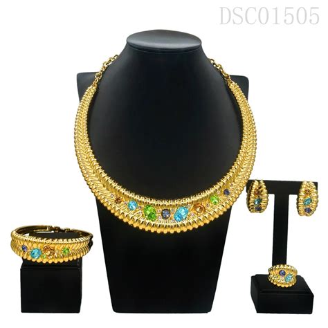 인기있는 디자인 24k 두바이 골드 도금 보석 세트 다채로운 Cz 스톤 Buy 24k 두바이 금 도금 보석 세트쥬얼리 다채로운 Cz 스톤인기있는 디자인 24k 두바이
