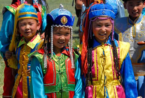 Vestido Tradicional Mongol 26 Mongolia Ideas Mongolia World