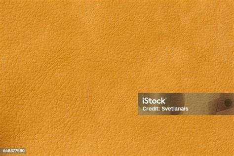 정품 가죽 클로즈업 가죽의 짜임새입니다 밝은 오렌지 색입니다 자연 장인 배경 기판 구성 사용 빈티지 디자인 가리기에 대한 스톡 사진 및 기타 이미지 Istock