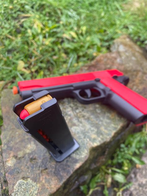 1911 Semiauto Shell Ejecting Dart Blaster Blowback Cosplay Prop Toy Gu