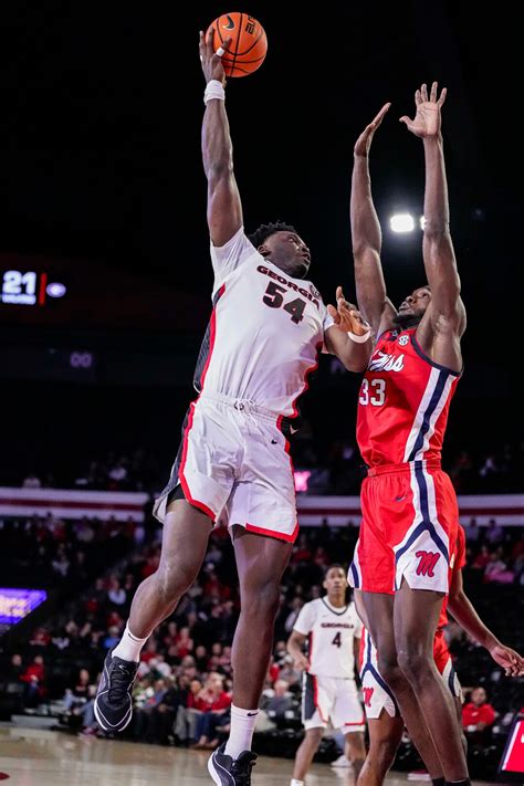 Noah Thomasson Georgia Run Past Ole Miss Reuters