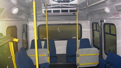 Interior View Of 2001 Ford Paratransit Bus 5126 Glenvie Flickr