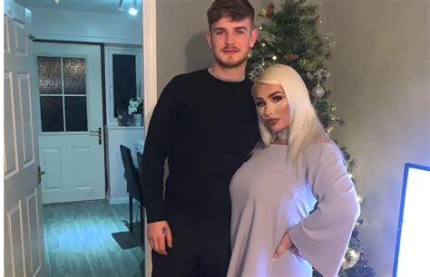 Modelo De Onlyfans Presa De Por Vida Apu Al A Su Novio En El Coraz N Contextohn Com