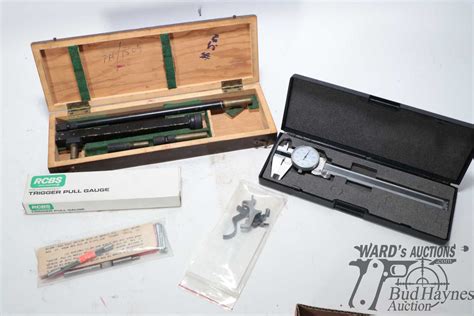 Boxed Vintage Hughes Owens Co Ltd Gun Alignment Instrument In Wooden