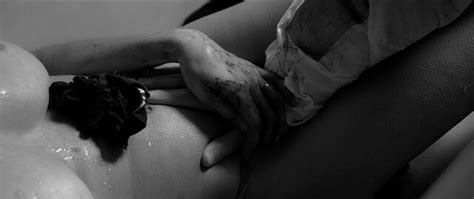 Nude Video Celebs Vicky Jorge Nude Vampus Horror Tales 2020