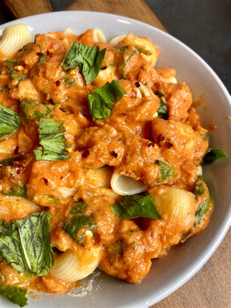 Vegan Cream Cheese Tomato And Basil Pasta
