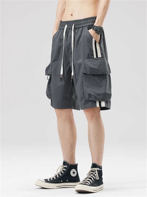 2024 New Multi Pockets Summer Cargo Shorts Men Streetwear Wide Leg