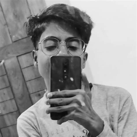 Nived Nivedz On Threads