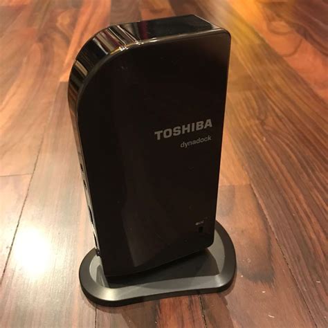 Toshiba BNIB New Dynadock V3 0 USB Docking Station Computers Tech Parts Accessories