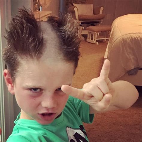 Reverse Mohawk 20 Pics