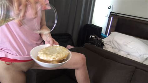 Nursing Patient Gets His Breakfast Xhamster