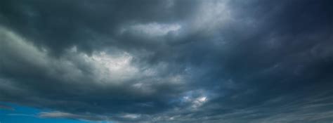 Premium Photo Rain Cloudbefore A Heavy Rain Storm The Sky Was