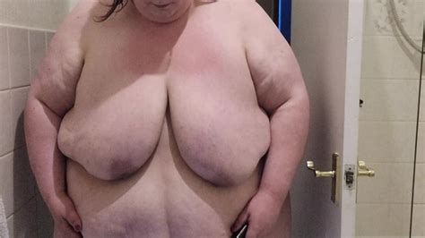 SSBBW AUGUST NAKED WEIGH IN SILENCE GAINS SSBBW LADYBRADS Clips Sale