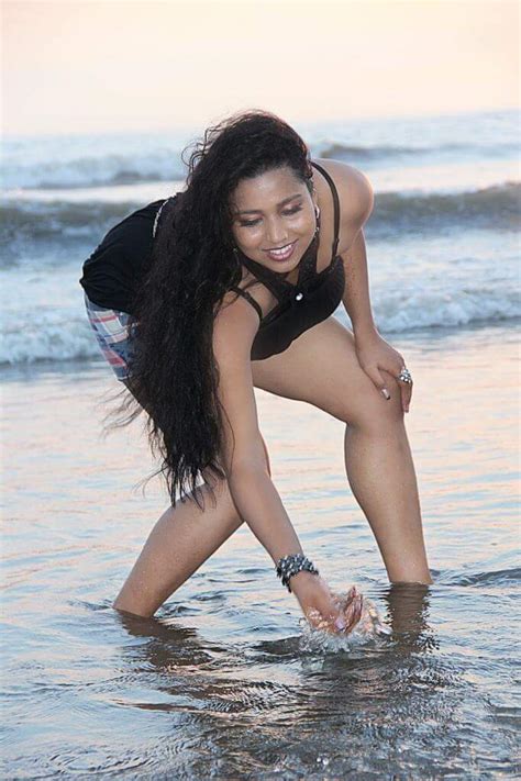 bhojpuri actress arpita mali sexy area gallery actress celebrities
