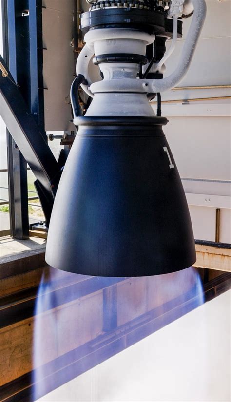 Spacex S Stunning Rocket Engine Is Complex Yet Simple And 51 More Powerful